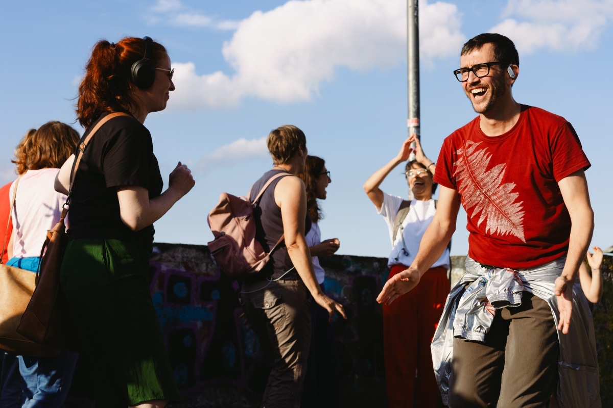 tanz.tausch Festival: Umsonst & Draußen "The social within the city: City Groove 2024" / Liza ...